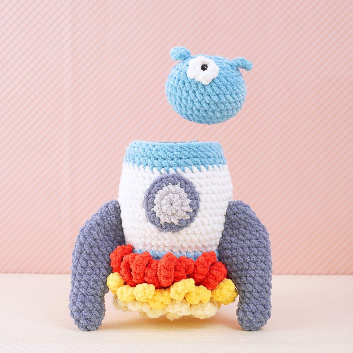 Spaceship Crochet Pattern, Low Sew Amigurumi Crochet Patterns ...