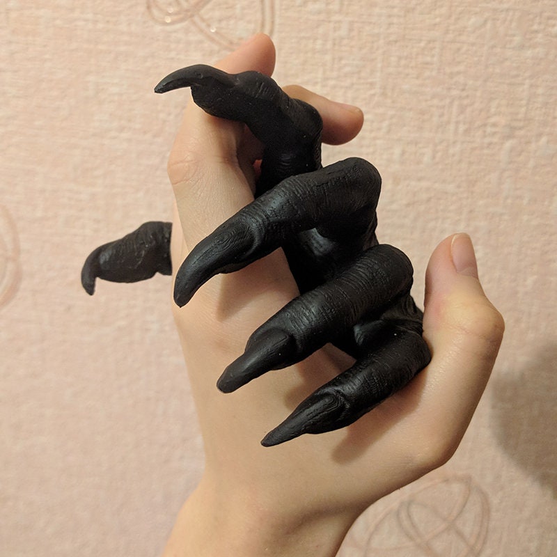 Rock on Hand / Devils Horn / Hell Yeah / Sign of the Horns / Rock Roll ...