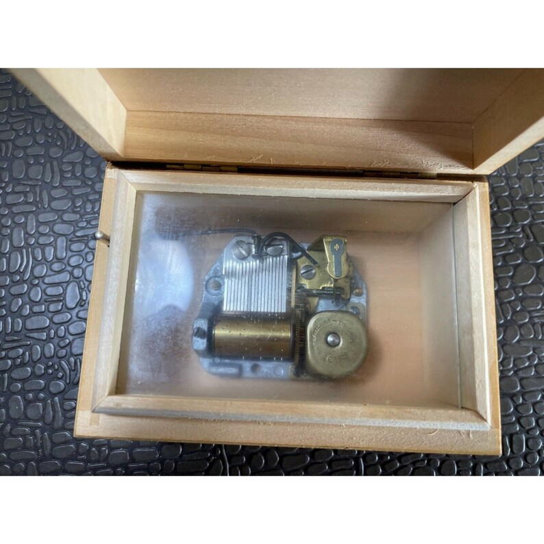 Vintage Music Box Reuge Swiss Musical Movement - Etsy