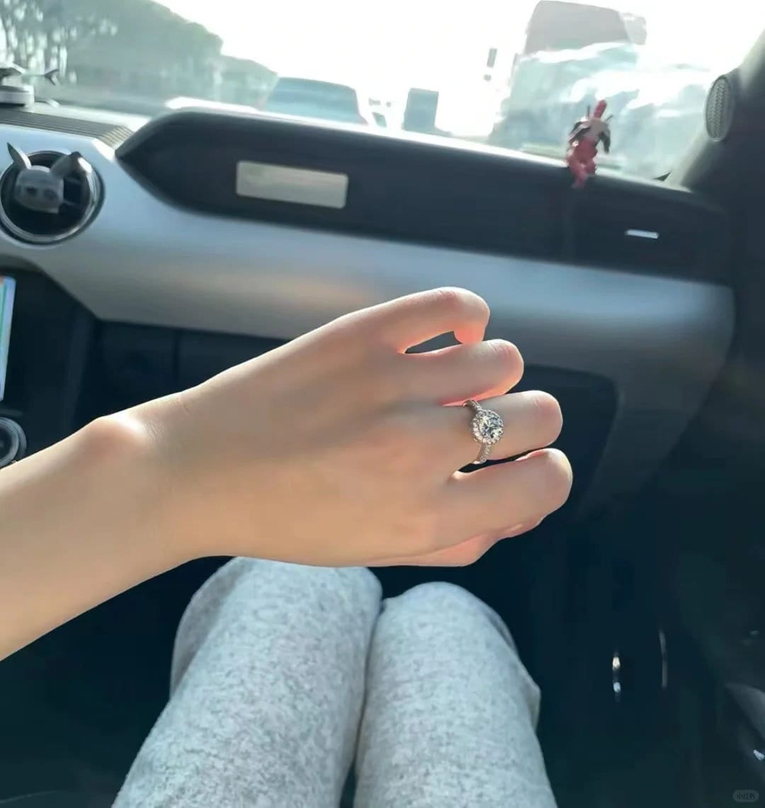 GRA Report Number Certified White Moissanite Round Stone, 0.5ct to 5ct ...