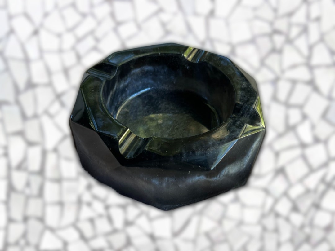 Glacier Ashtrays Groovy Resin Ashtrays - Etsy