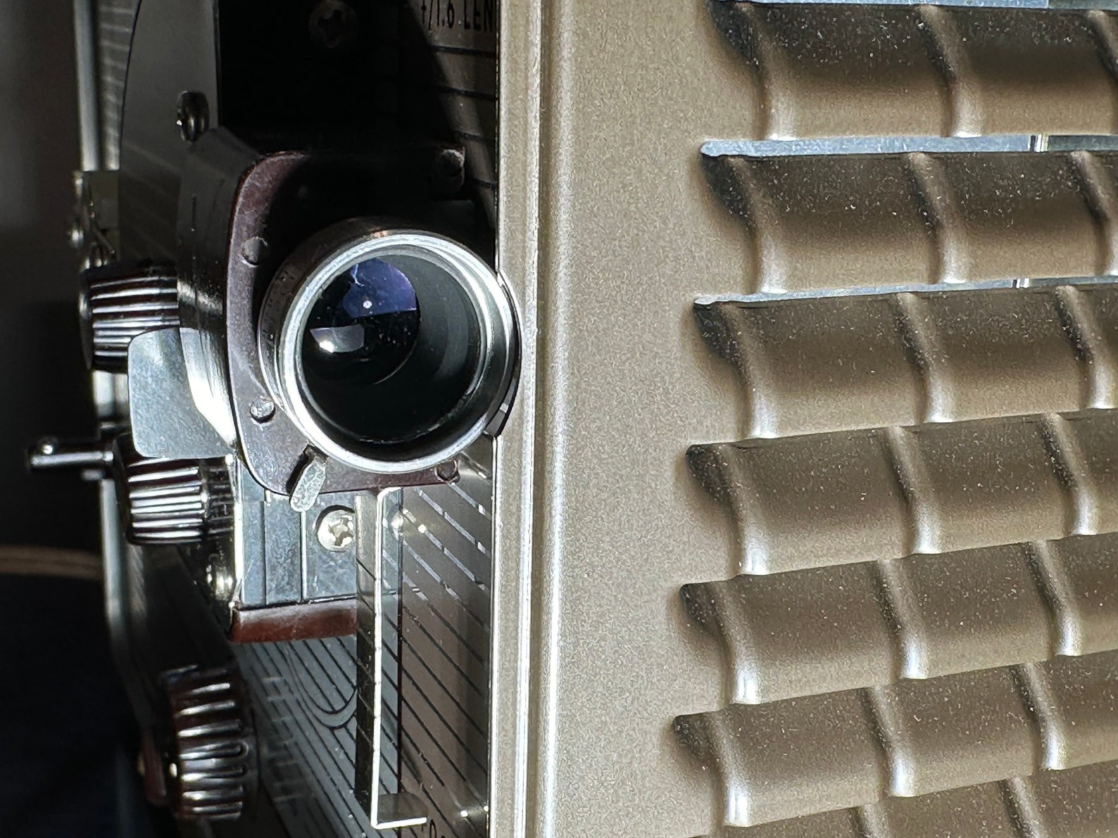 Vintage Kodak Brownie 500 Movie Projector (8mm With F/1.6 Lumenized ...