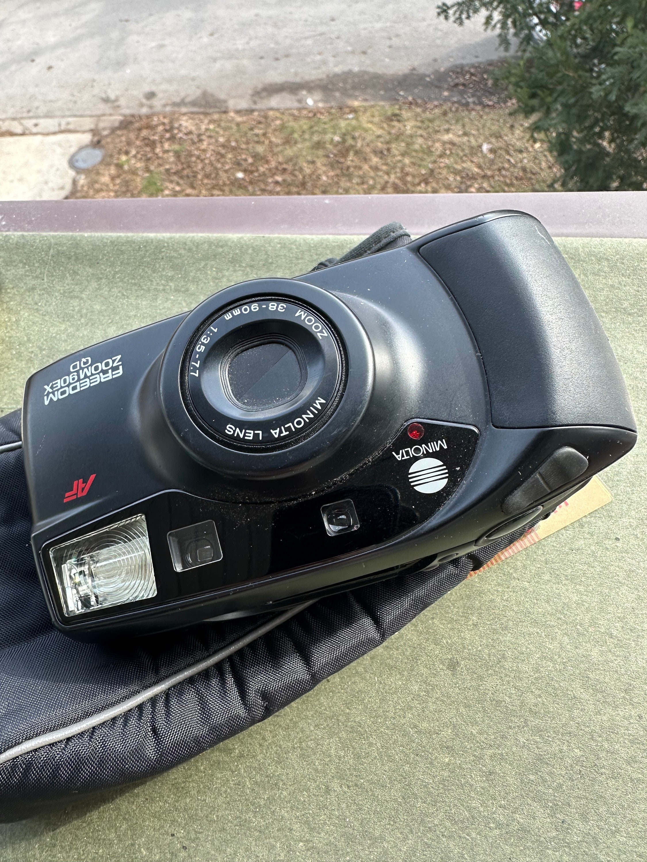 Minolta Freedom Zoom 90EX QD Compact 35mm Film Camera With Belt Holster ...