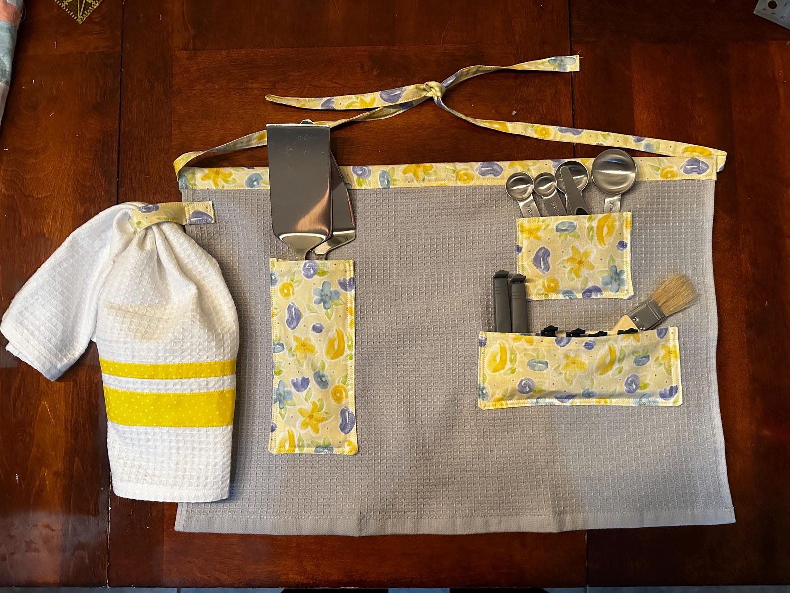 Half Towel Apron With Pockets - Etsy