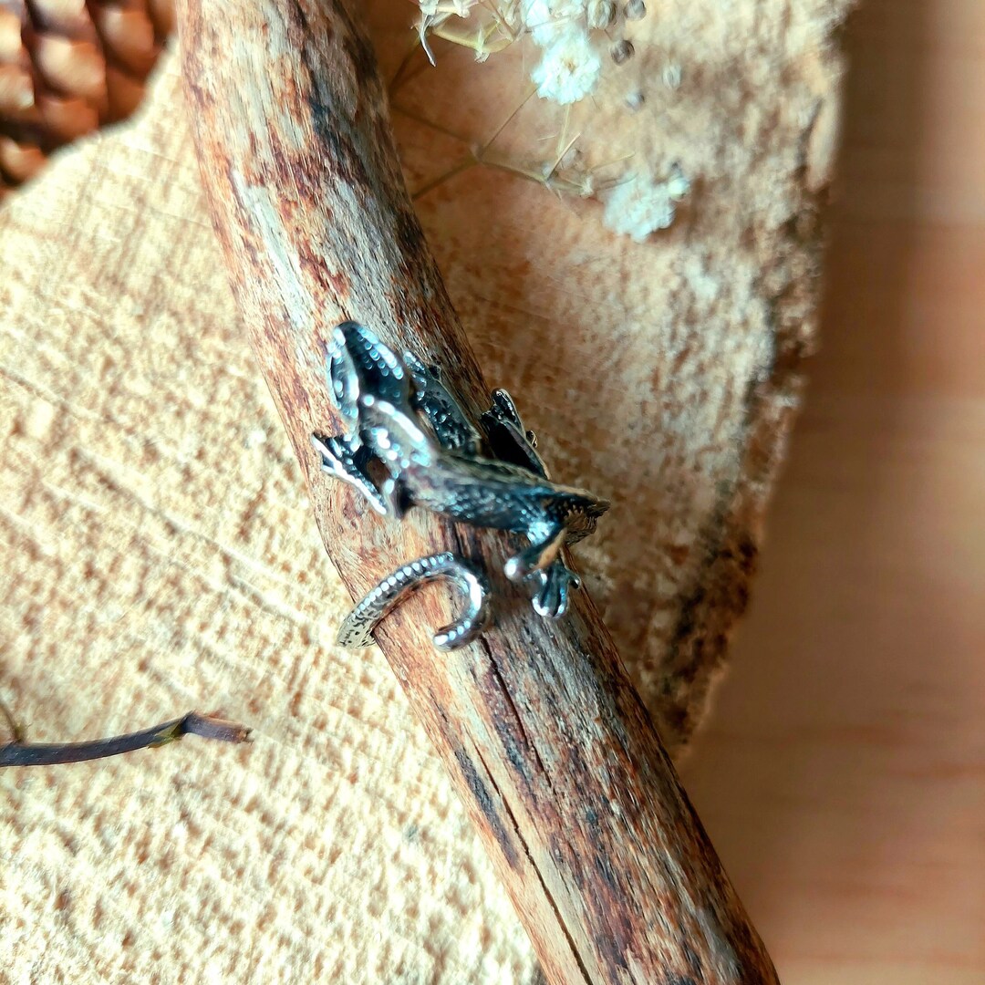 Lizard Ring Gothic Ring Lizard Ring With Tail Wrapping Around a Finger ...