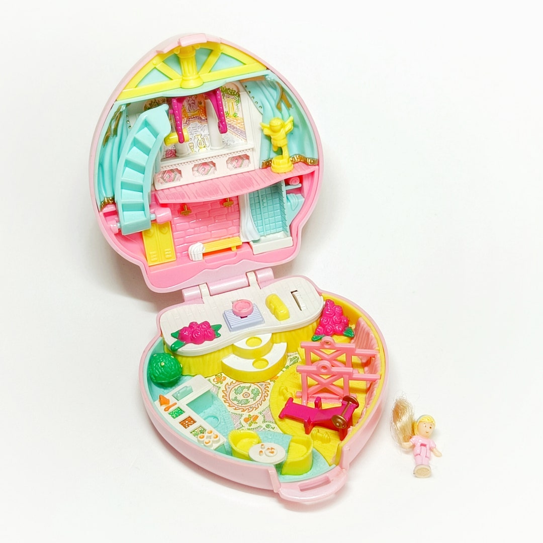 Polly Pocket Fitness Studio Stylin' Workoutcompact 1995 Bluebird Toys ...