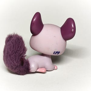 LPS 2415 Chinchilla Littlest Pet Shop - Hasbro Purple Lavender Fur Tail ...