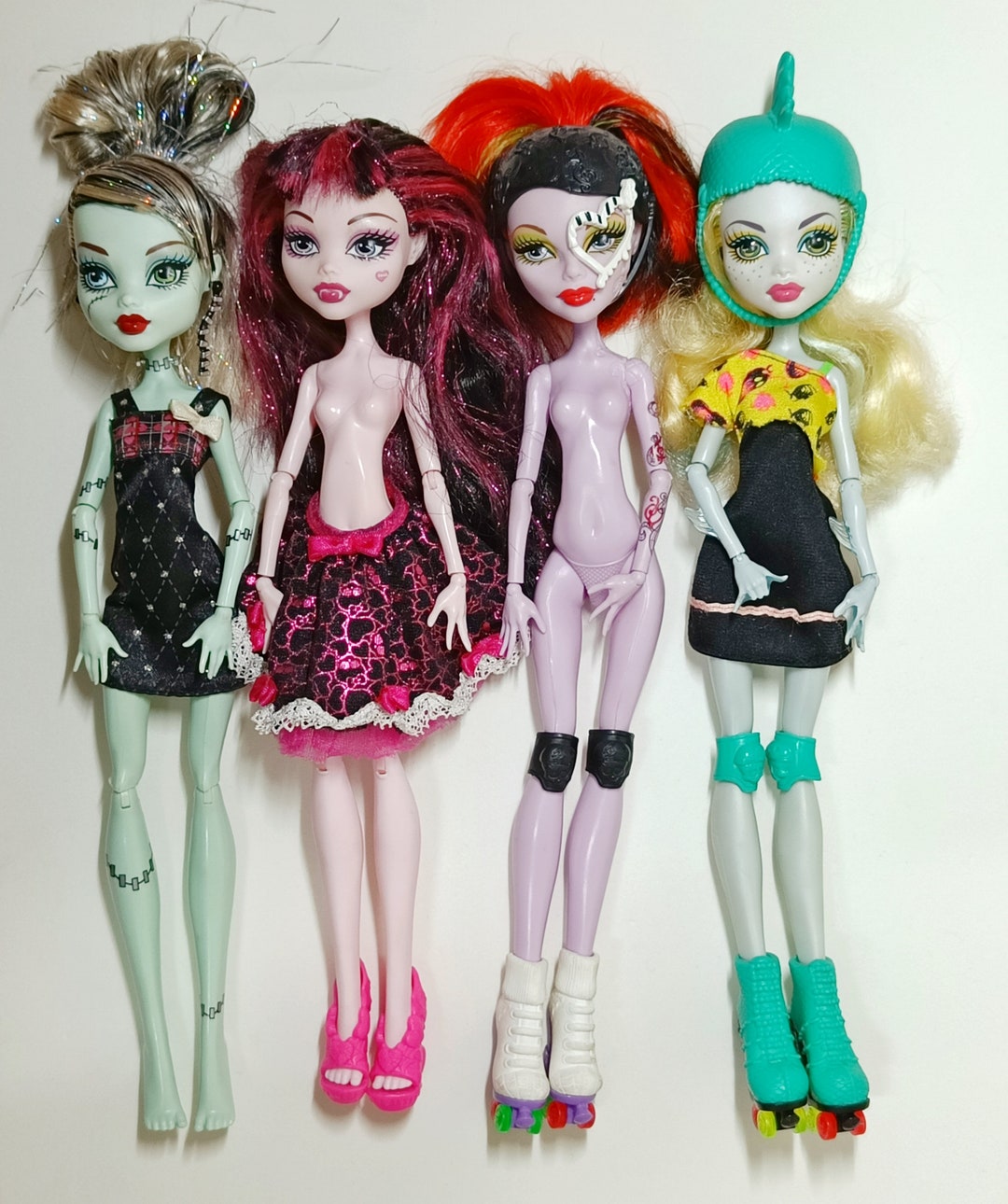 PICK Monster High Dolls Frankie Stein Draculaura Operetta Lagoona Blue ...