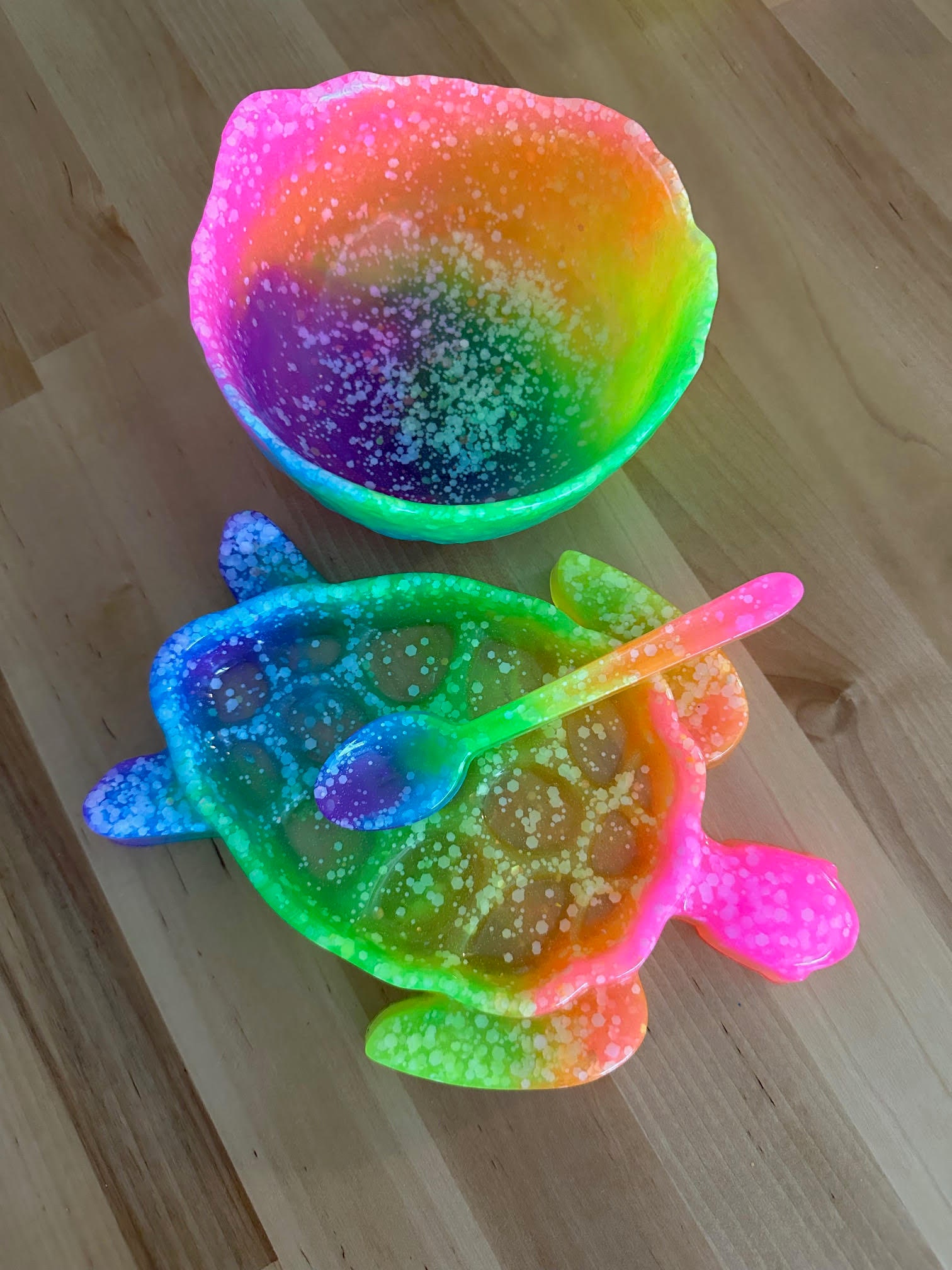 Neon Glow Rainbow Turtle Bowl and Spoon | Rainbow Potion Bowl | Sensory ...