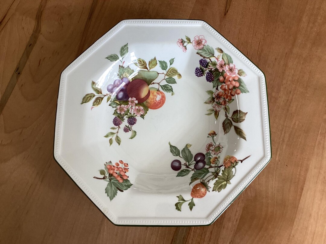 Johnson Brothers Shallow Bowls/ Plates, Made in England - Etsy