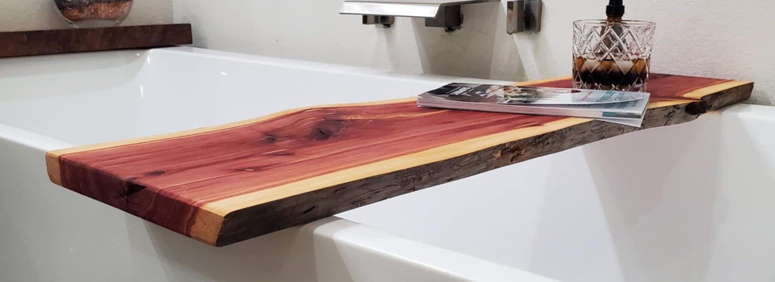 Cedar Live Edge Bath Caddy: Wood Bathtub Tray - Etsy