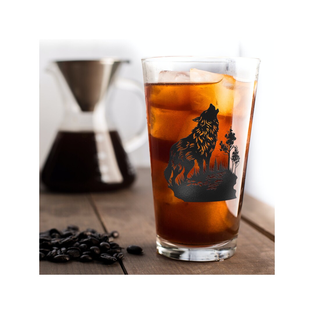 Wolf Pint Glass, Howling Wolf Gift, 16 Oz Pint Glass, Beer Lover Gift ...