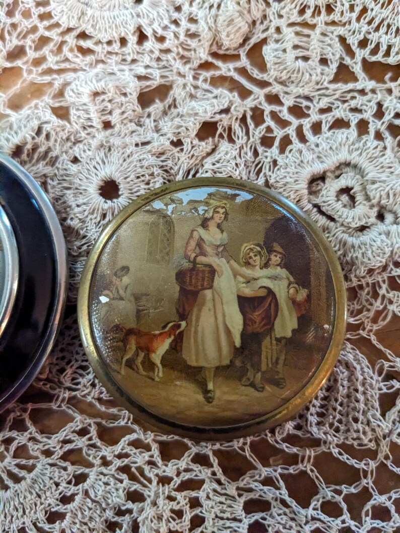 Vintage Compact Pair Souvenir , Old New York ,yardly of London. - Etsy