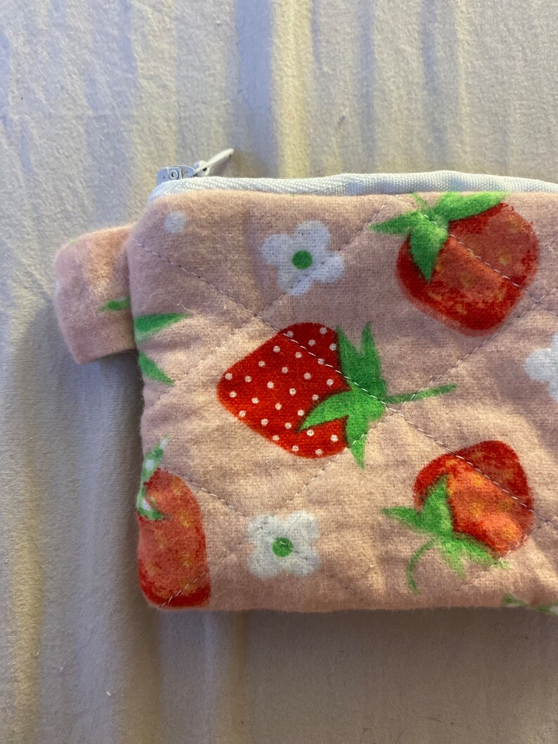 Handmade Strawberries With Fun Prints Keychain Wallet / Airpods Case ...