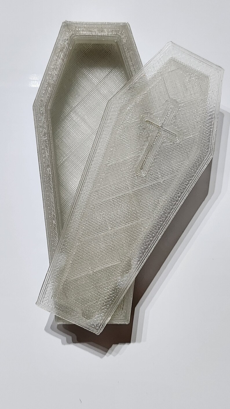 Jumping Spider Coffin Hide 3D Printed - Etsy