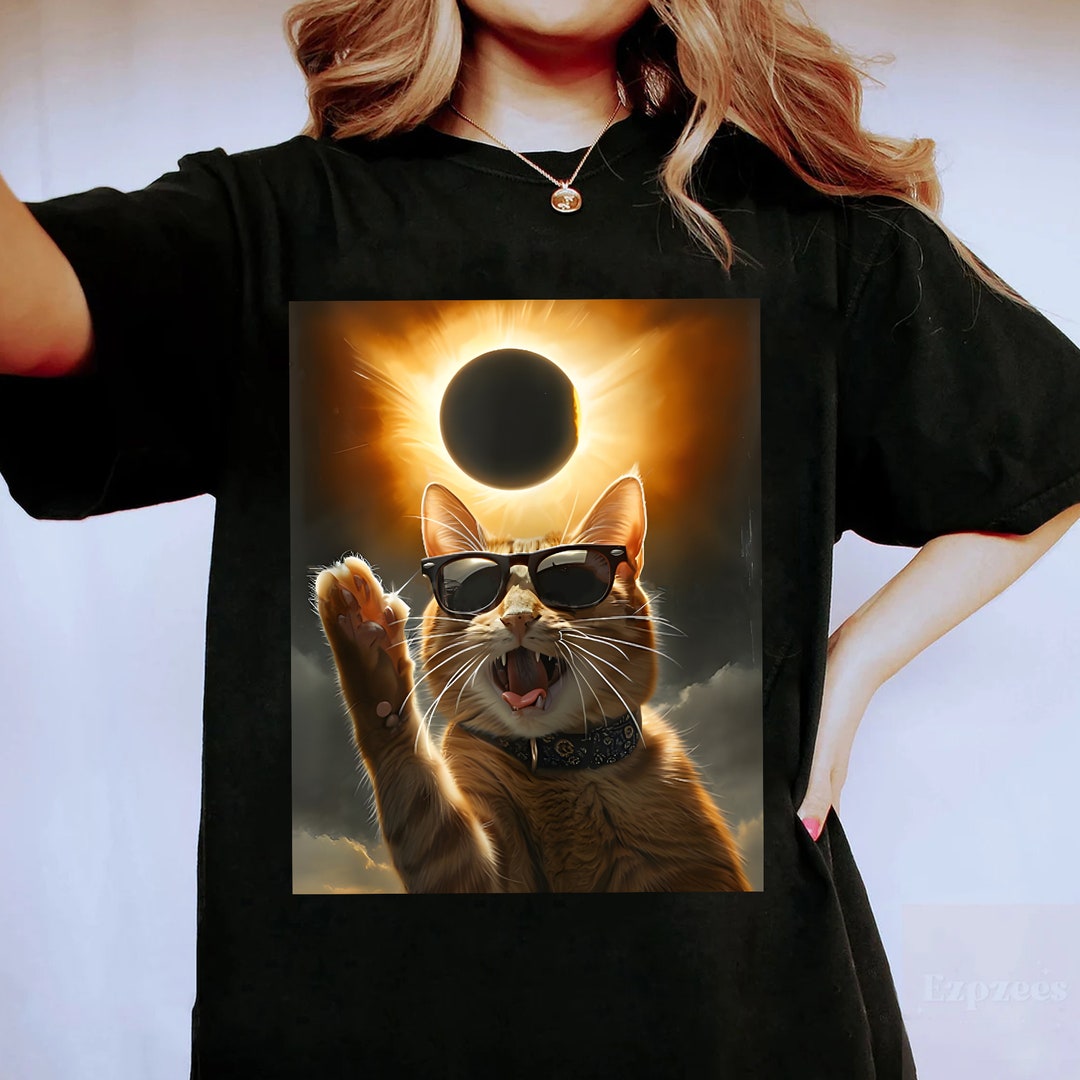 Funny Cat Wearing Solar Eclipse Viewers Shirt, Path of Totality Tee ...