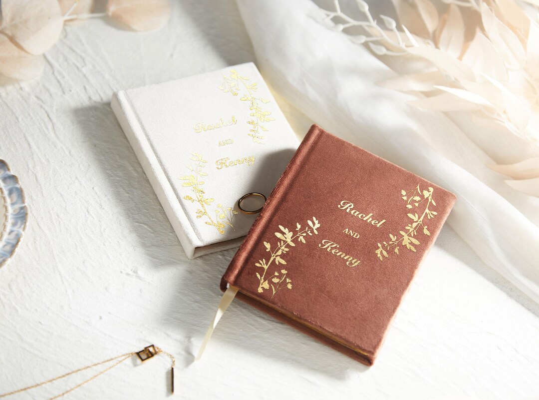 Velvet Wedding Keepsake Vow Book – Custom Names & Date, Personalized ...