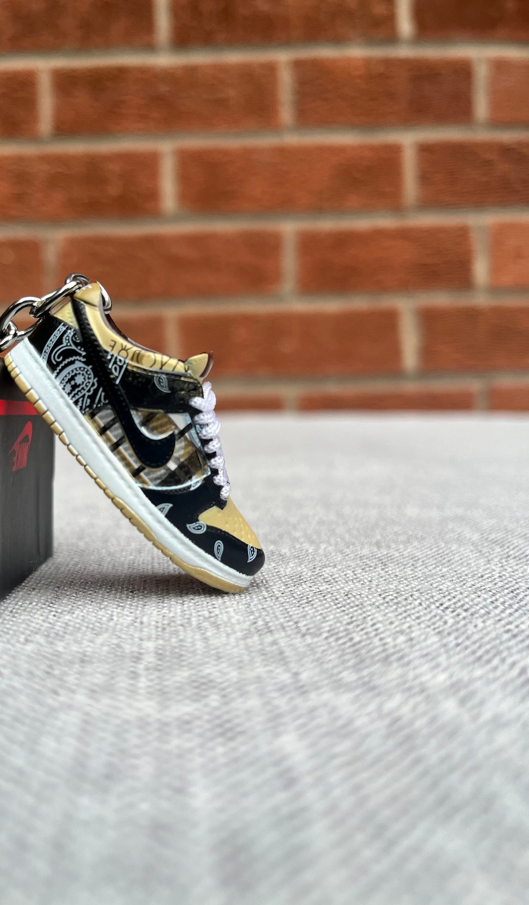 3D Mini Sneakers Nike SB Dunk X Travis Scott Keychain - Etsy