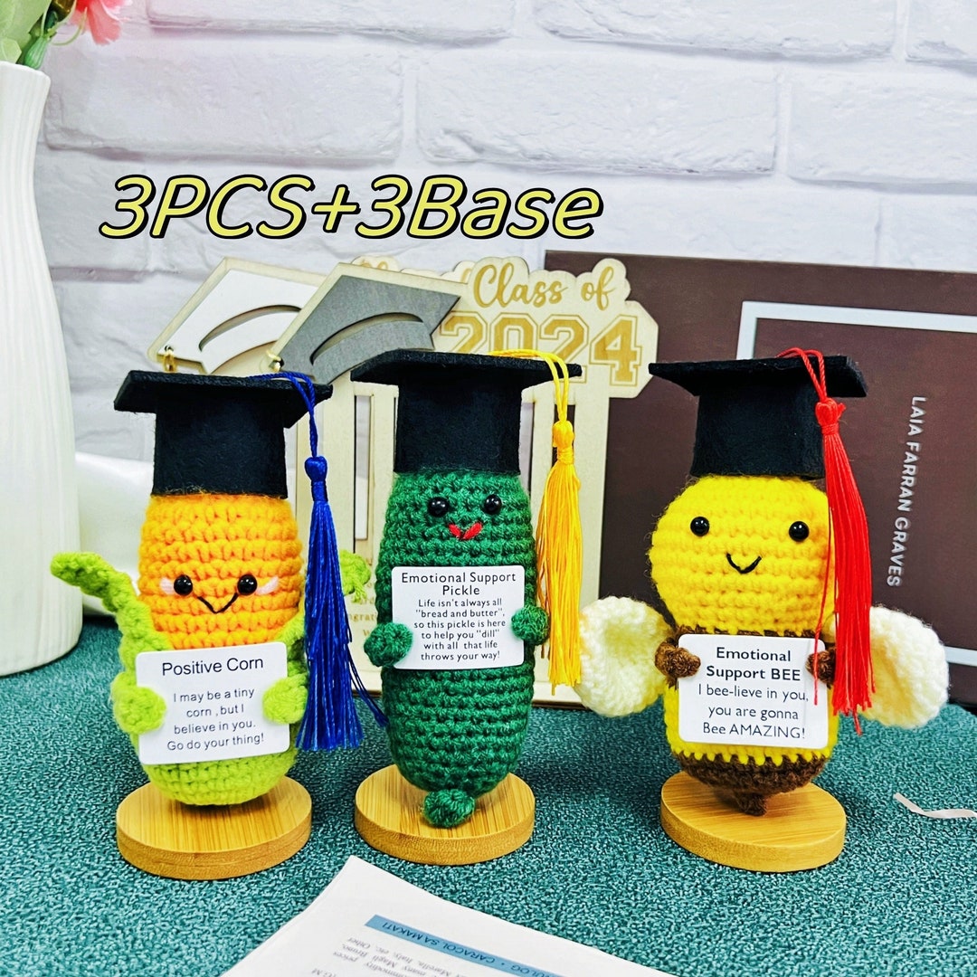 Cute Crochet Pickles, Positive Corn,wearing Graduation Tassel Hats ...