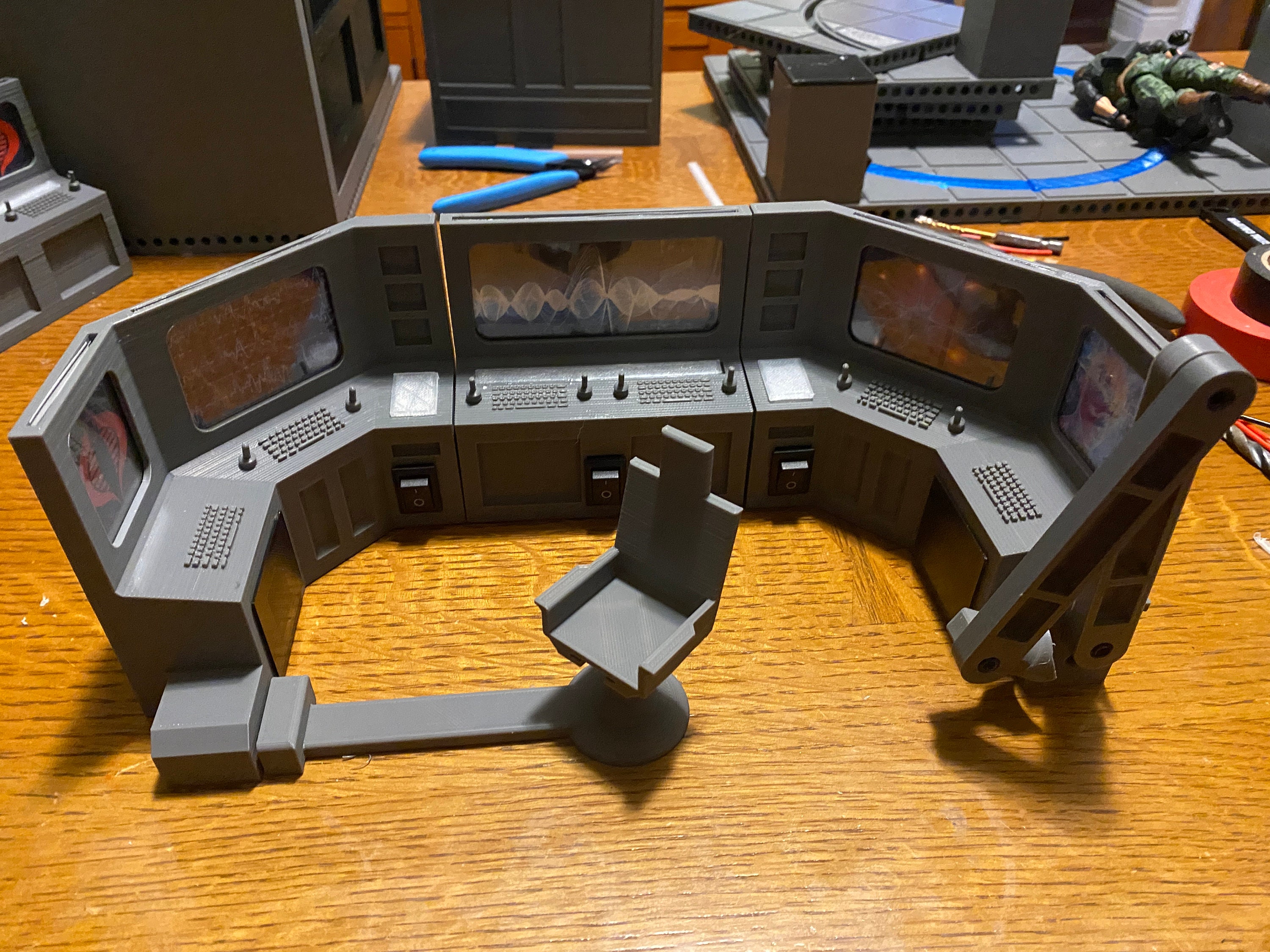 1:18 Scale Brainwave Scanner. STL Files - Etsy