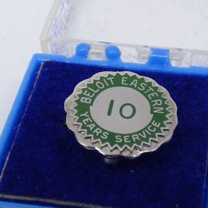 Beloit Corporation Employee Emblem Pin Sterling Silver 10 Years Service ...