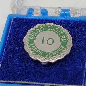 Beloit Corporation Employee Emblem Pin Sterling Silver 10 Years Service ...