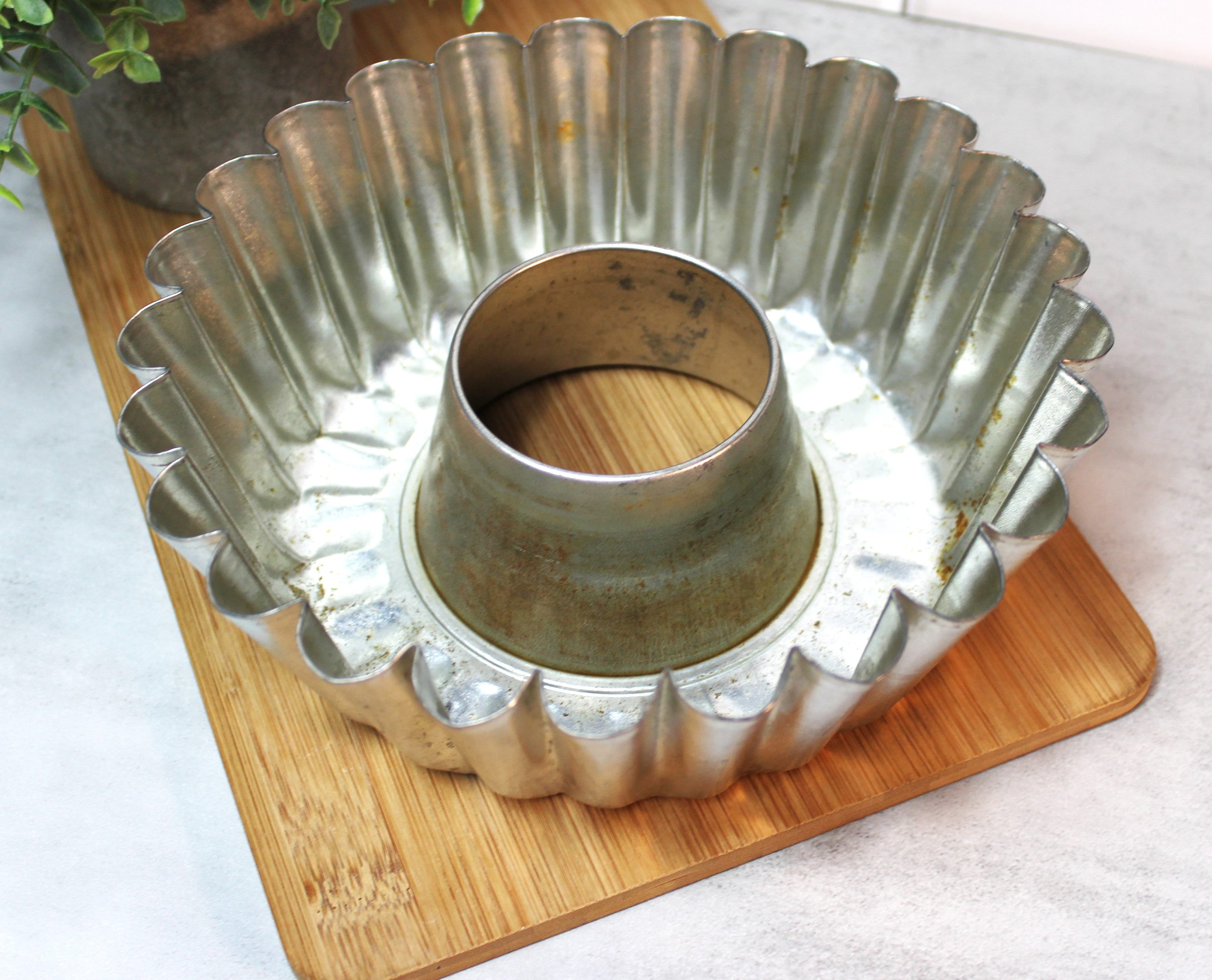 Vintage Ekcoloy Fluted Center Tube Cake Pan Large Hole 8" Angel Food ...