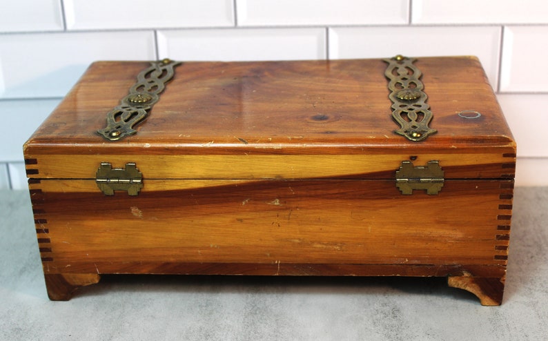 Vintage Cedar Chest Cigar Box Merchants Cigar Box Company Dallastown PA ...