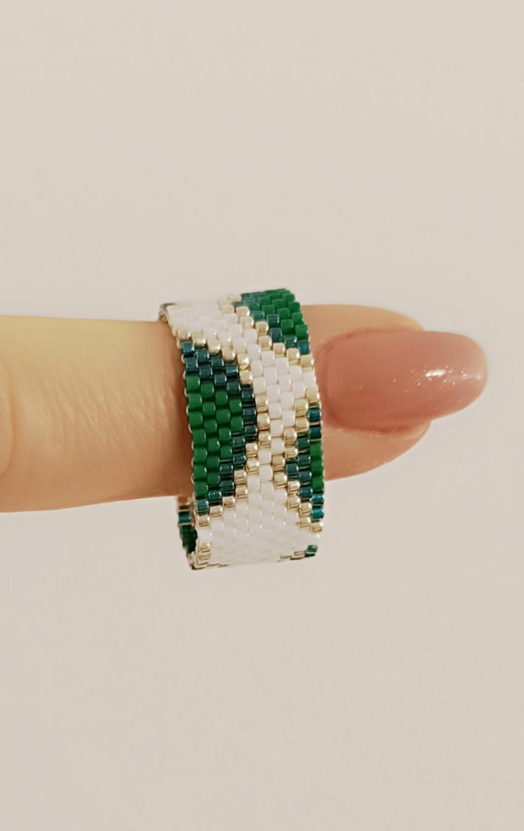 Easy Beaded Peyote Ring Pattern in Boho Style With Simple Bead ...