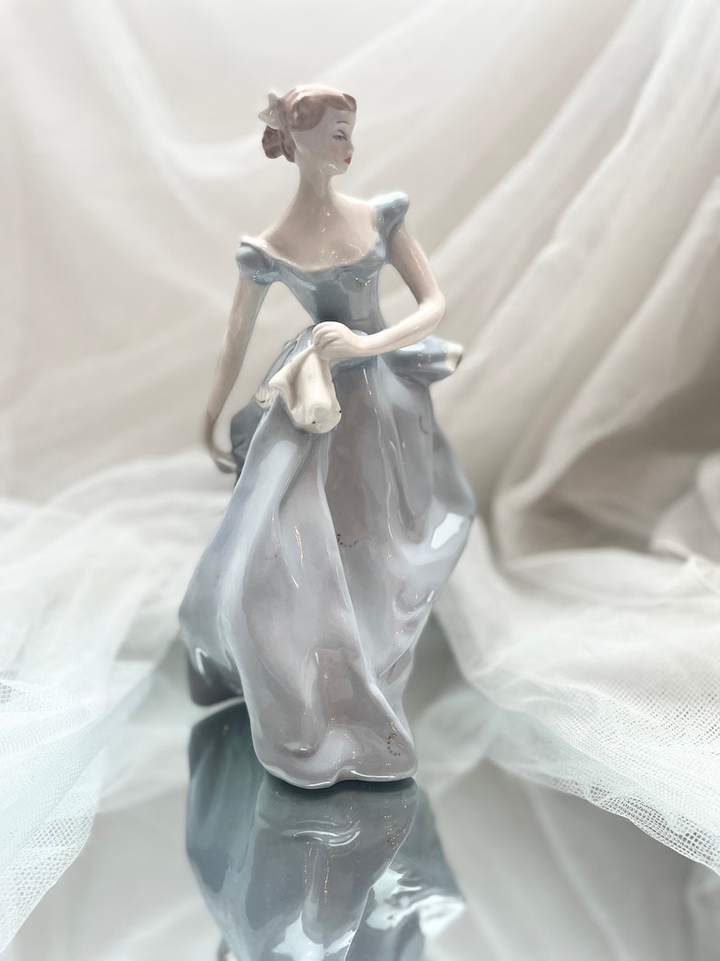 Royal Dux Cinderella Vintage Princess Figure Collectible 1970s Statue ...