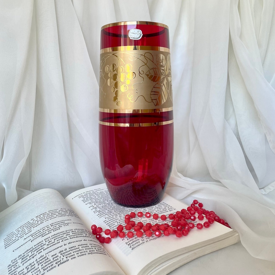Ruby Bohemian Art Glass Vase by Jan Gabrhel - Etsy