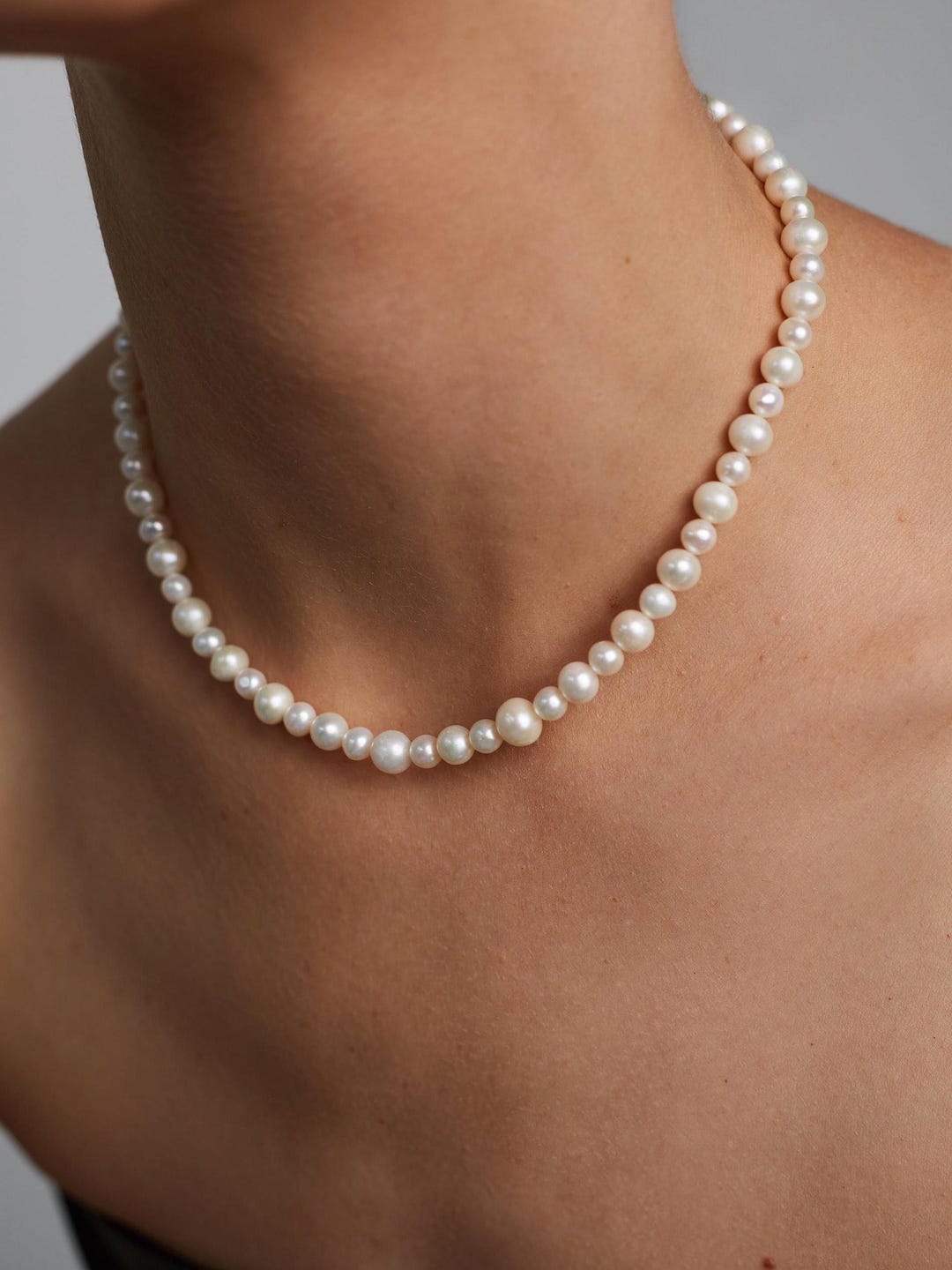 Classic Round Pearl Necklace, Elegant Woman Jewelry for Formal Event ...