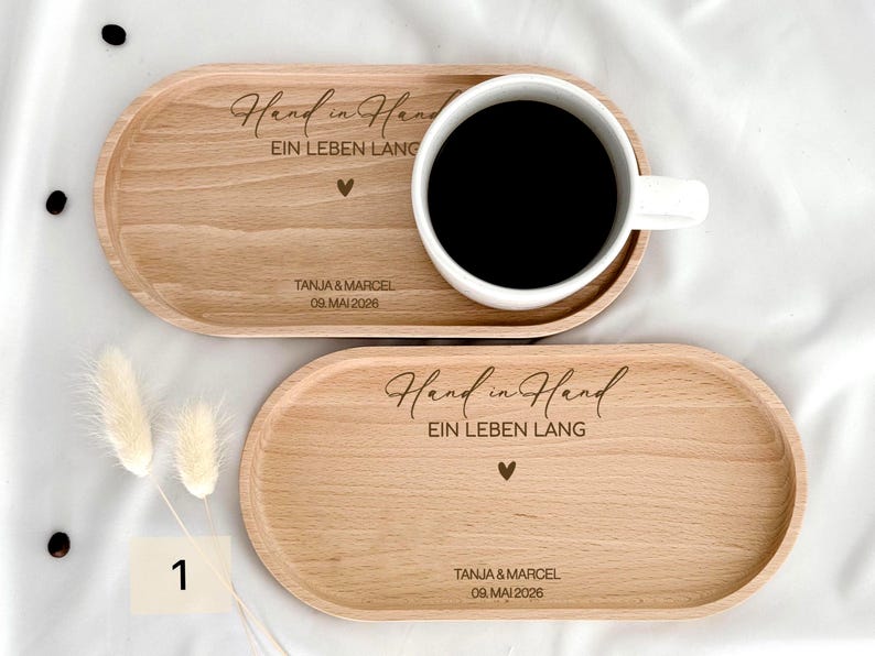 Huwelijksgeschenk: Mr & Mrs mokken met dienblad | Jubileumcadeau-idee ...