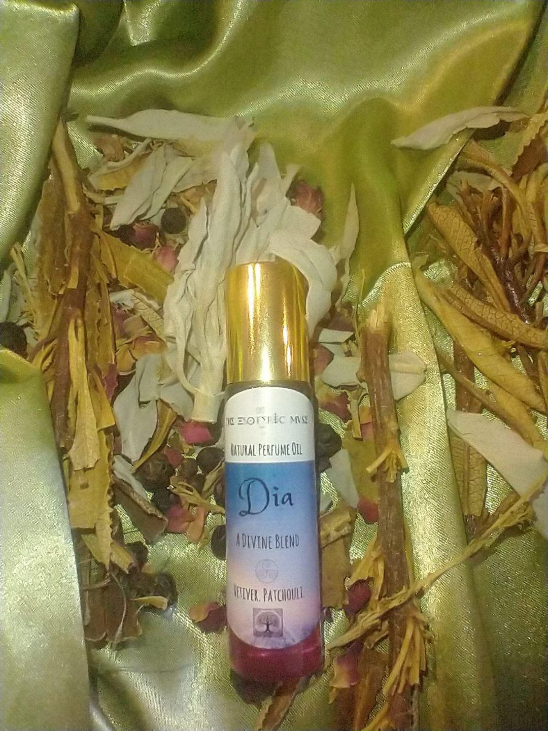 Dia Perfume Oil | Dea Dia | Patchouli Perfume | Vetiver Perfume ...