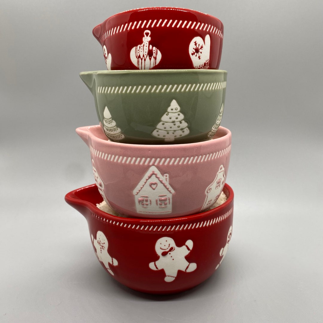 Ceramic Set of Christmas Themed Measuring Cups by Ho Ho Ho Tabletops ...