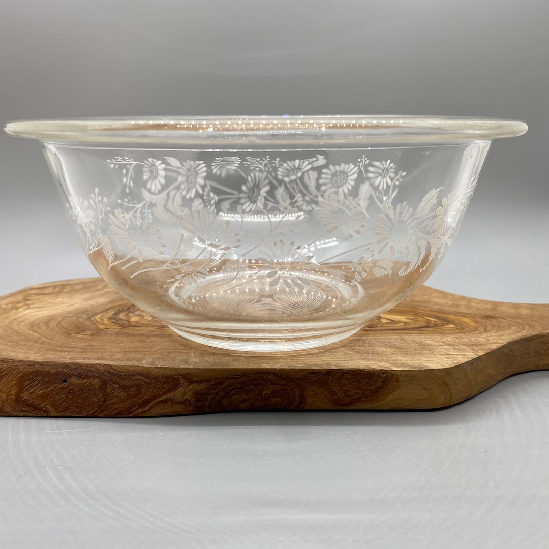 Pyrex Vintage 1 Qt Colonial Mist Pattern Bowl. Preowned Without Chips ...