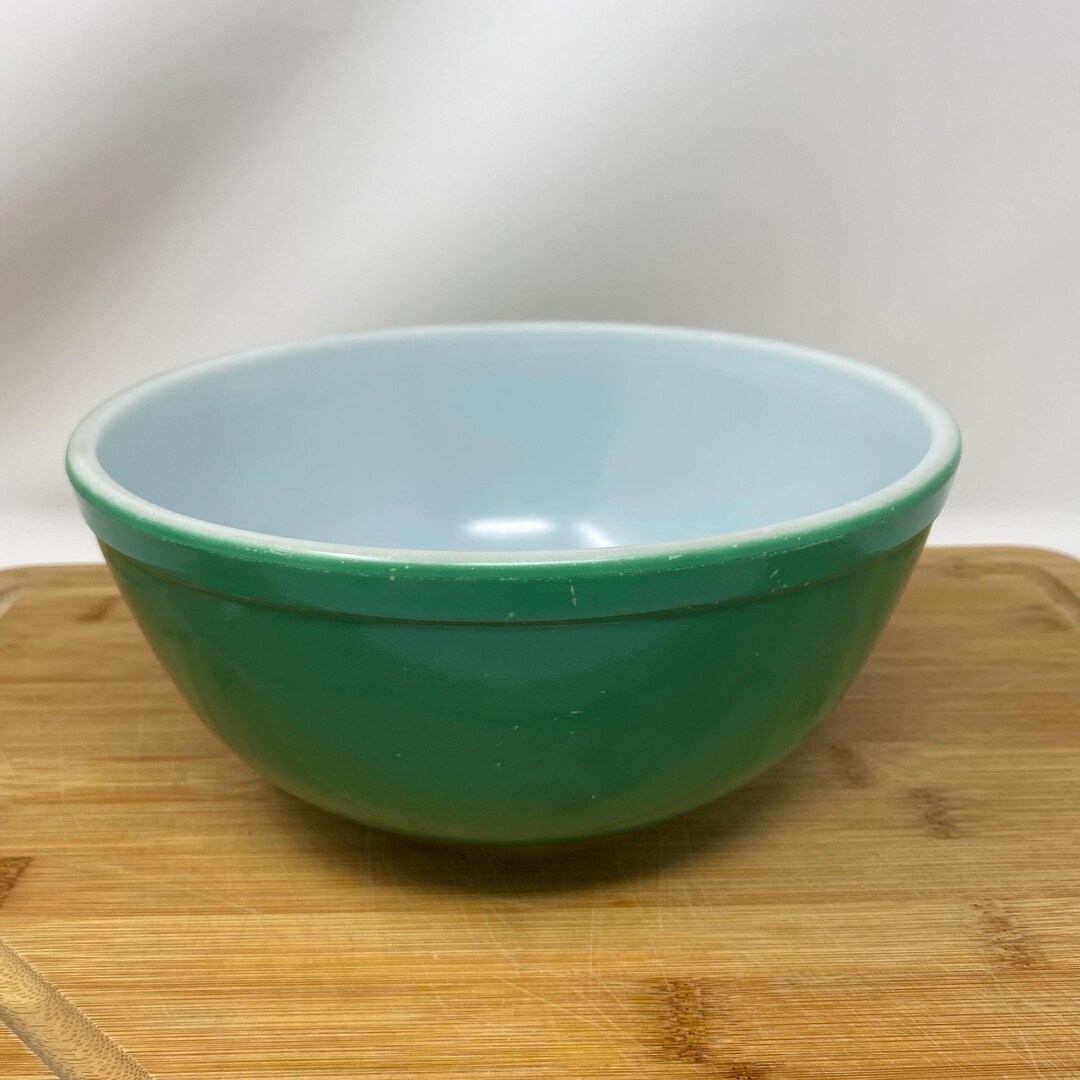 Original Primary Green Pyrex Nesting Bowl. 1940s First Release Without ...
