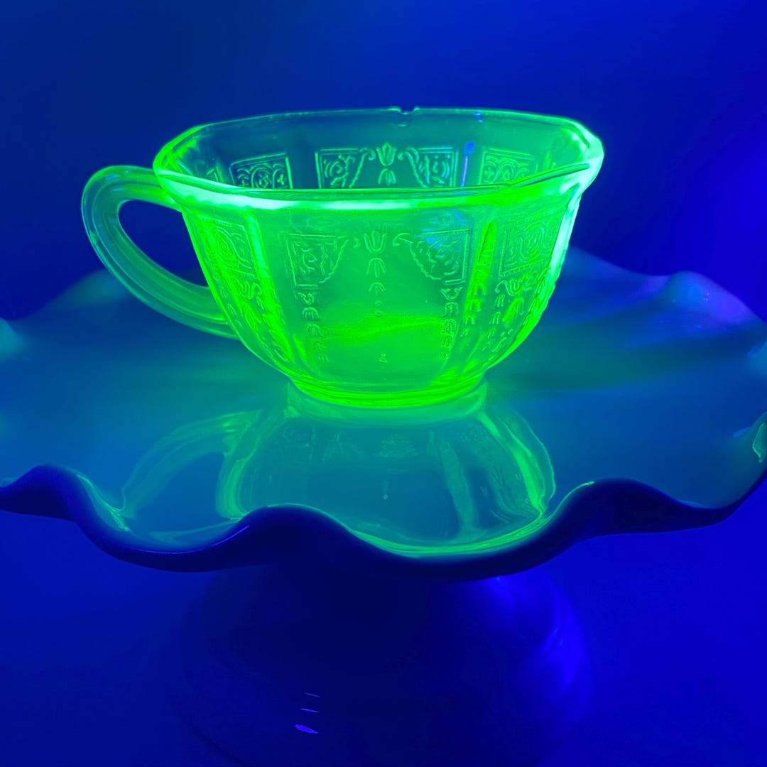 Anchor Hocking Green Uranium Glass Tea Cup. Princess Pattern From 1930s ...