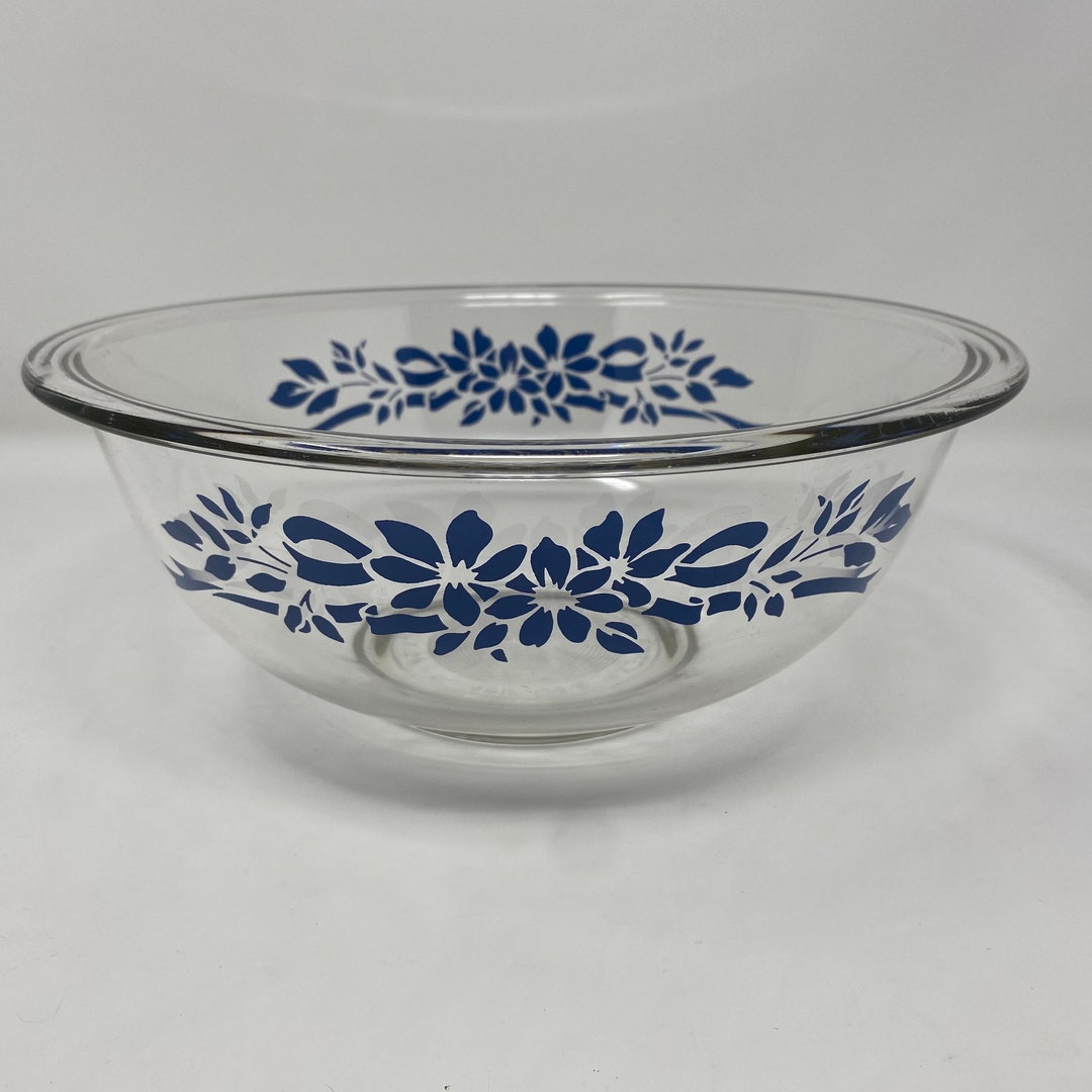 Preowned Pyrex Blue Flower Ribbon Pattern 2.5 Bowl. No Cracks or Chips ...