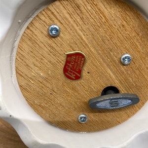 Lefton Japanese Vintage Music Box. Preowned W/o Cracks, Chips, or ...