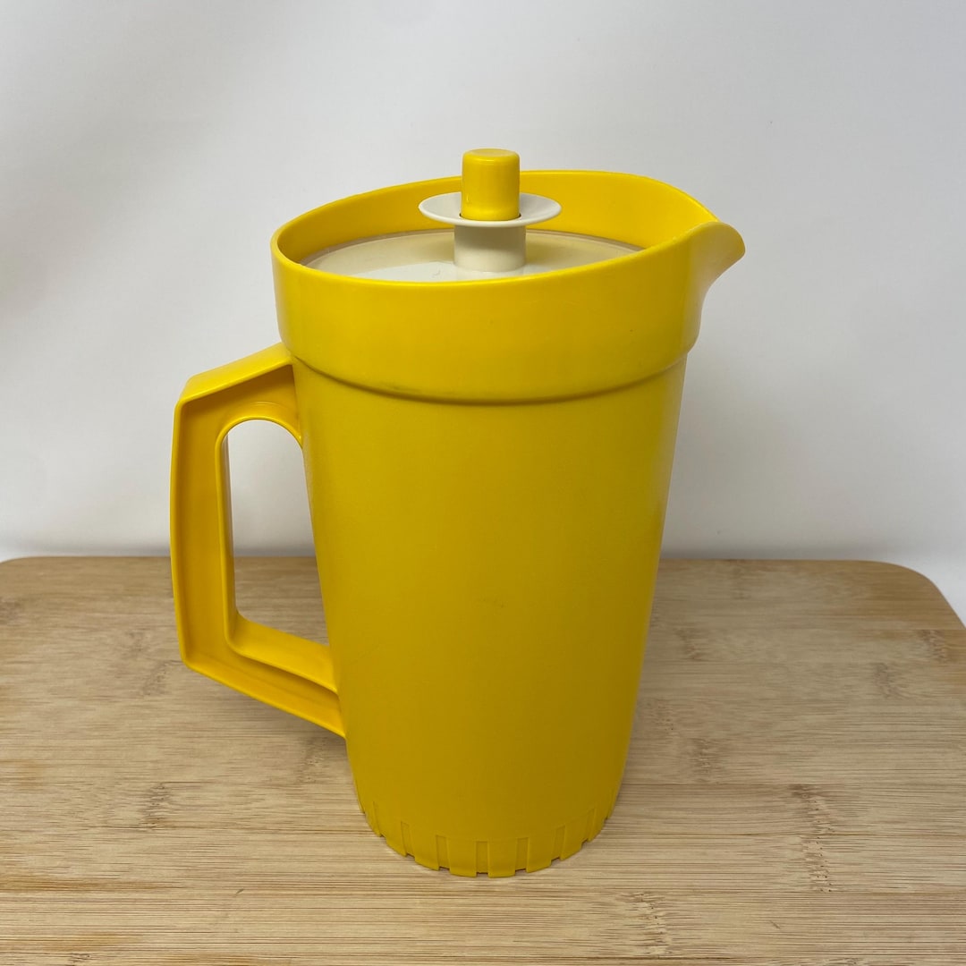 Vintage Tupperware 1 Quart Pitcher With Press Air-lock Lid in Harvest ...