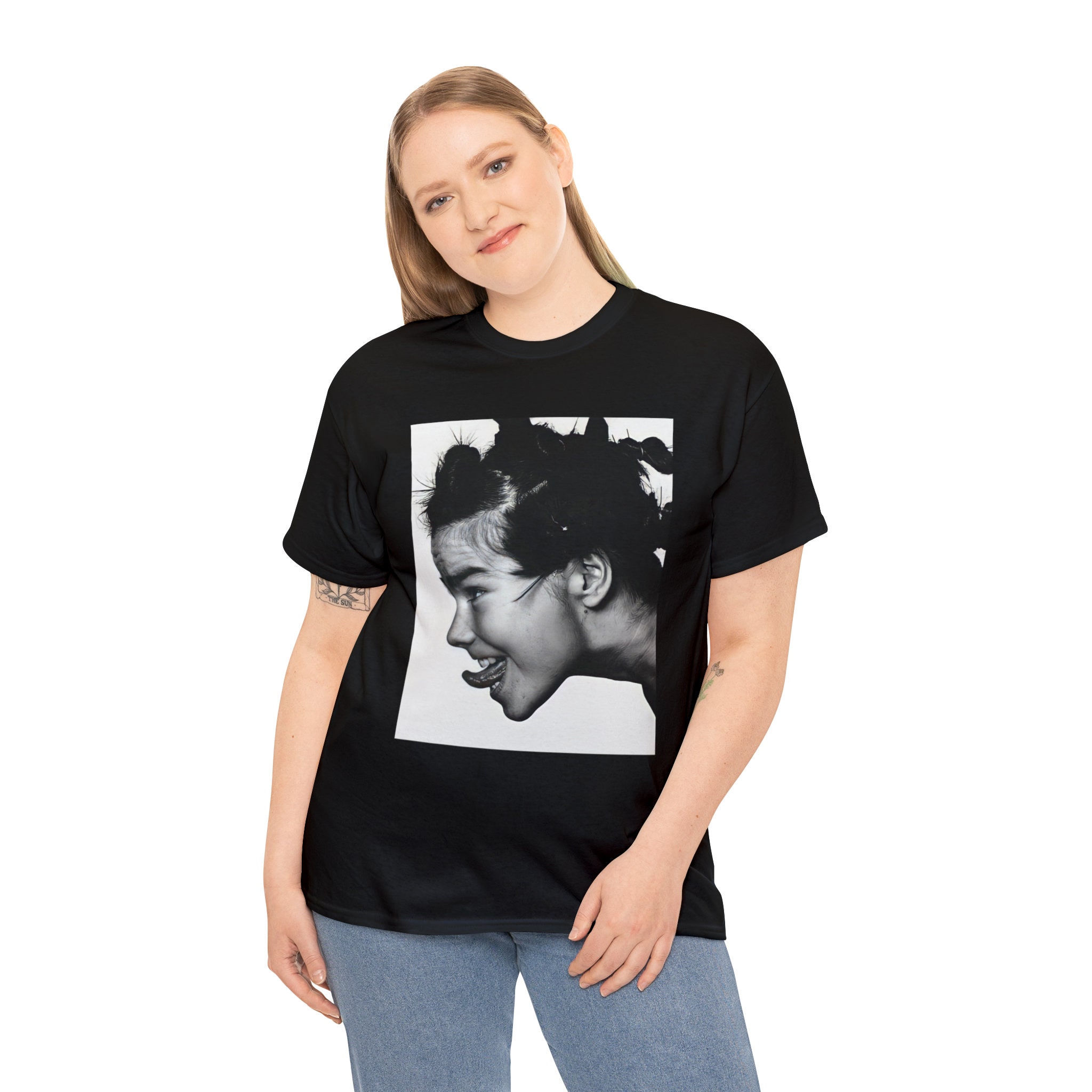 Bjork Unisex Retro 90s T-shirt, Vintage Inspired Bjork, Graphic ...