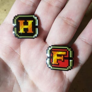 Metal Slug, Weapons, Pixelated Set of 2 Pins - Etsy
