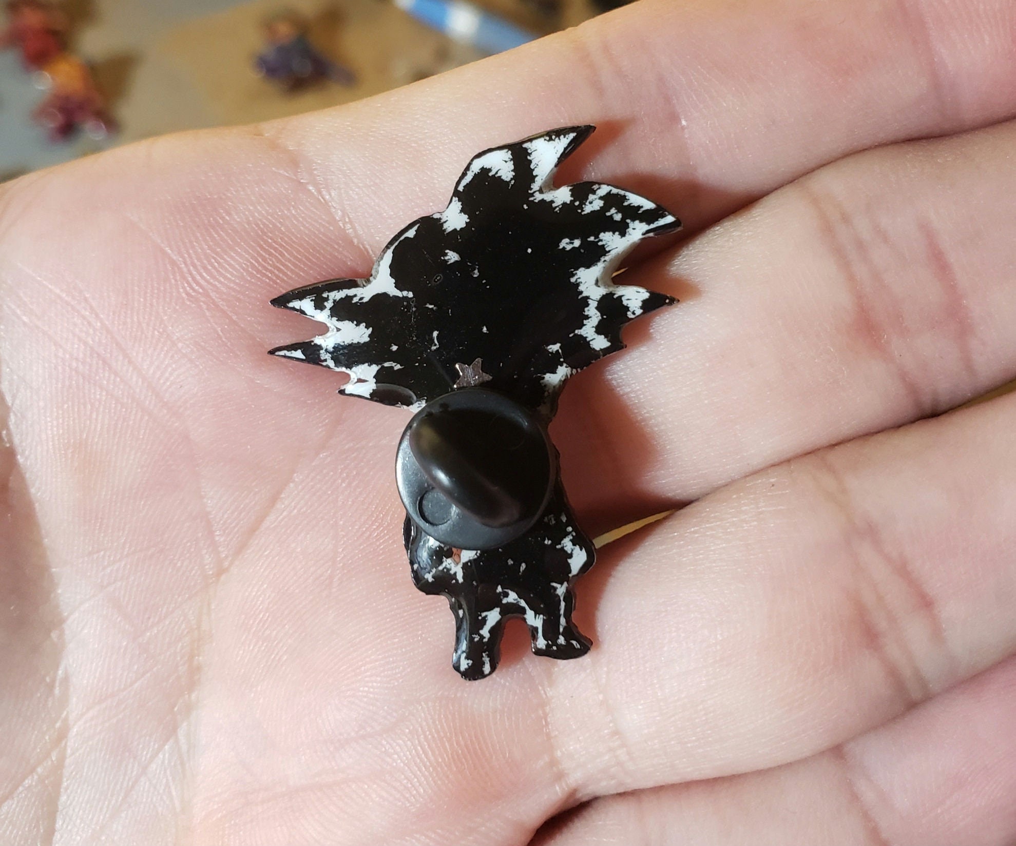 Dragon Ball Z Goku Pin Collectible Anime Accessory for Hats, Bags, and ...