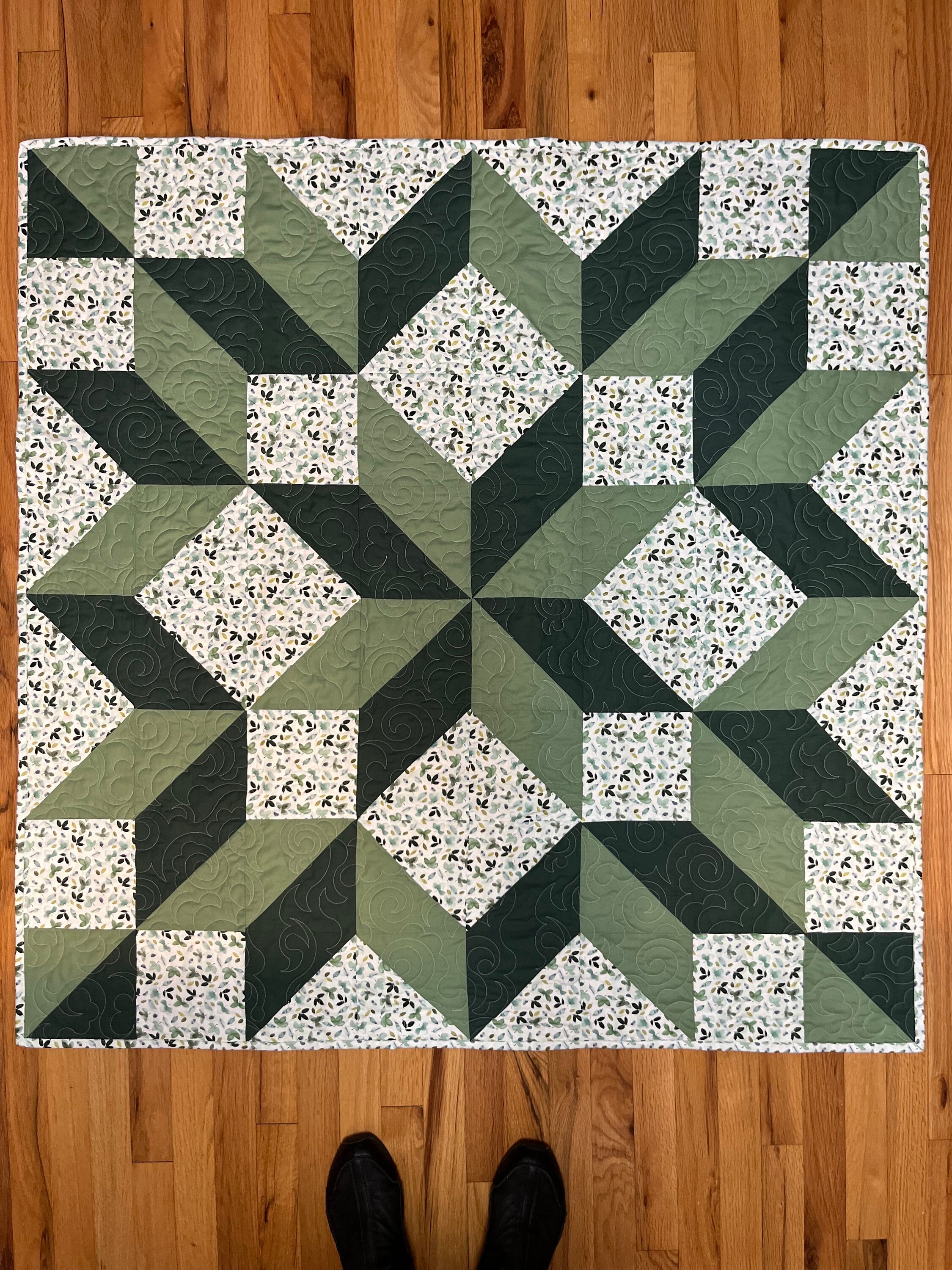 Carpenter’s Star Lap Quilt - Etsy