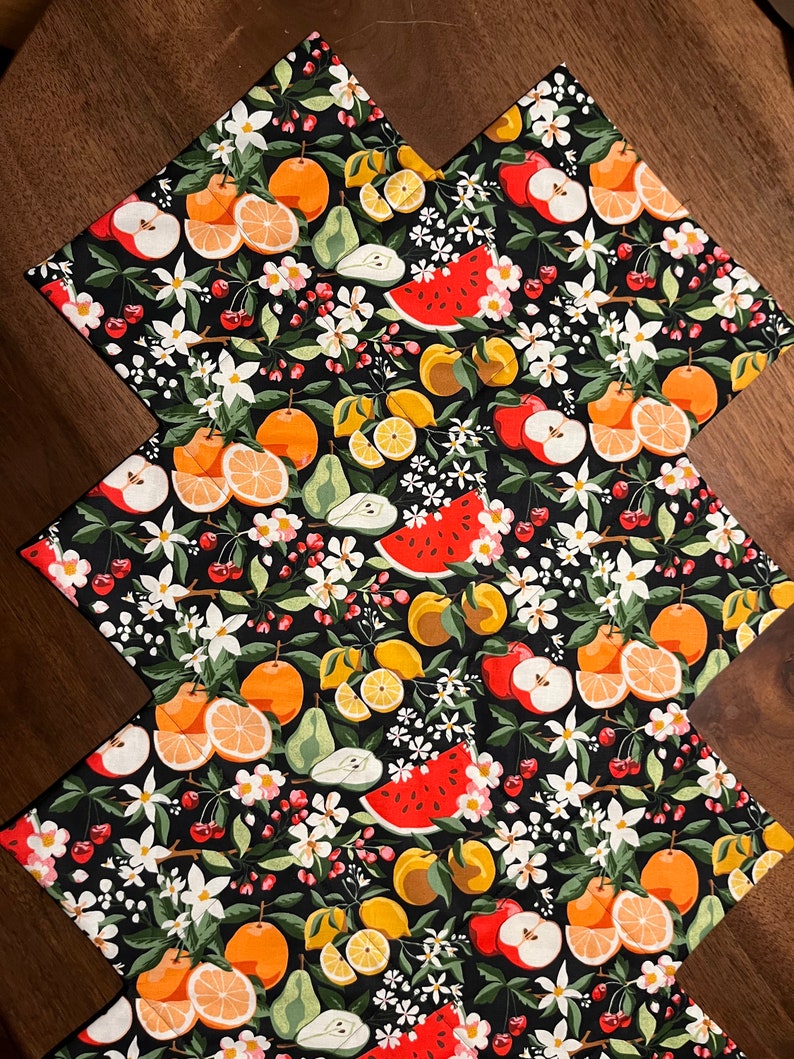 Fruit Loop Table Runner - Etsy