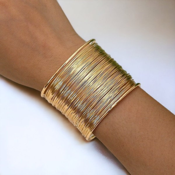 Gold Wire Bangle - Etsy