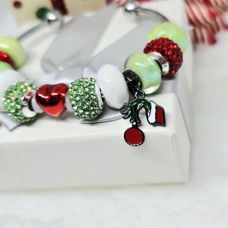 Grinch Pandora Charm - Etsy