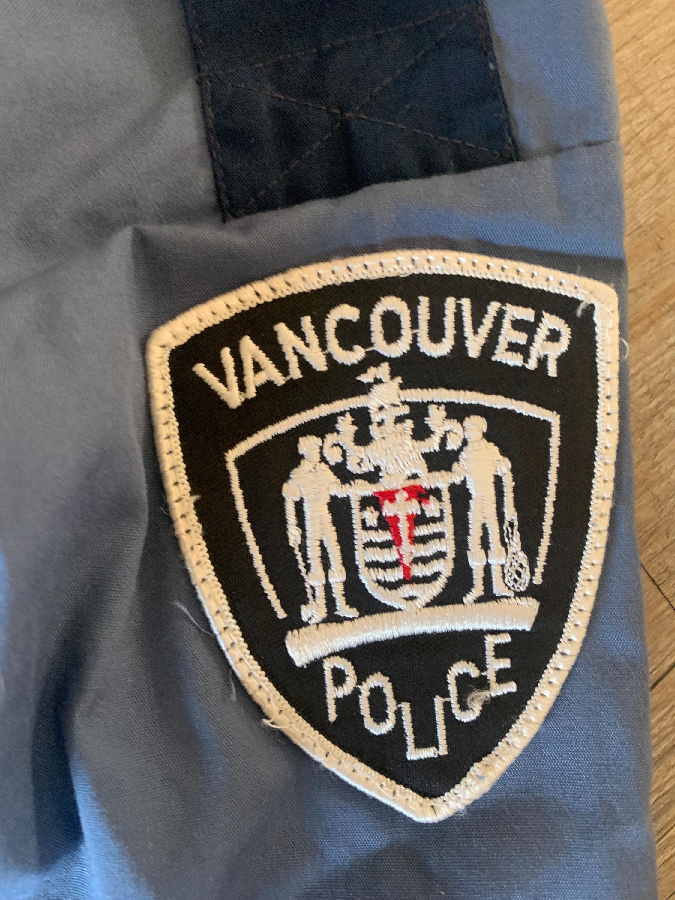 Vancouver Police Department Uniform Shirt With Patches and Badge ...