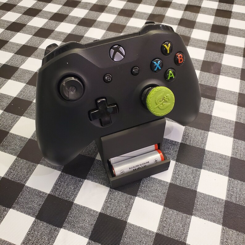 Xbox One Controller Stand/battery Holder - Etsy